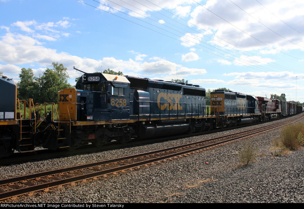 CSX 8258